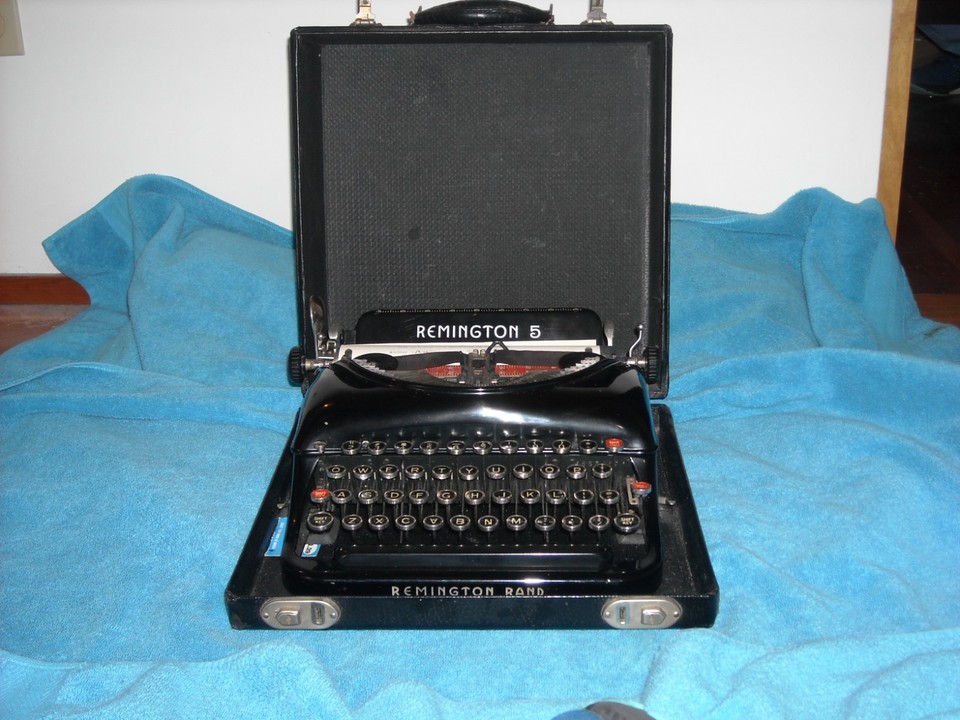 Remington Model 5 Glossy Black Vintage Portable Typewriter With Case ...