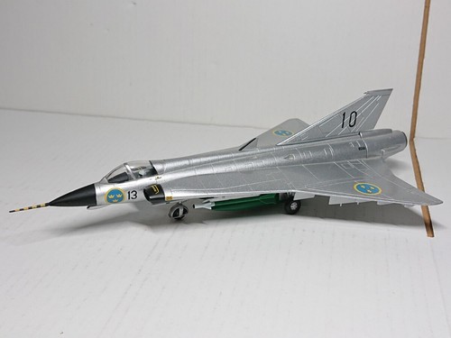 1/72 Aviation 72 Saab J35 Draken Swedish Air Force AV7241004 993285 | eBay