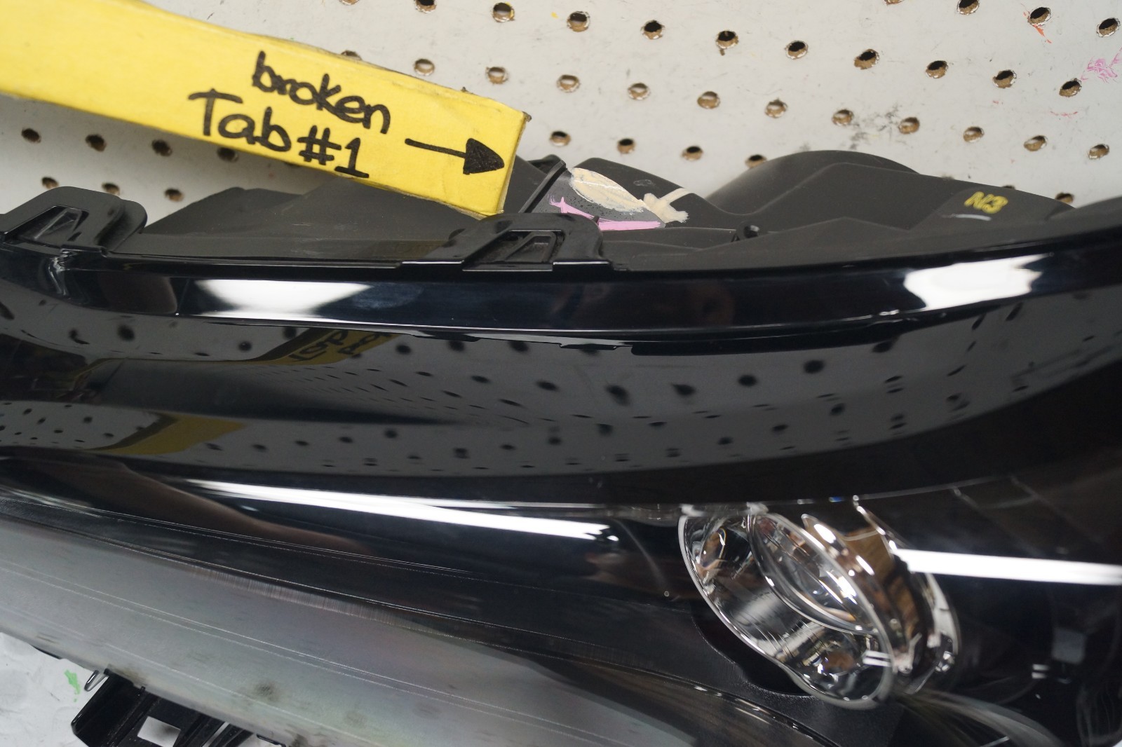 2015 16 2017 Lexus NX 200T NX300H Left Side Headlight OEM 1 BROKEN TAB ...