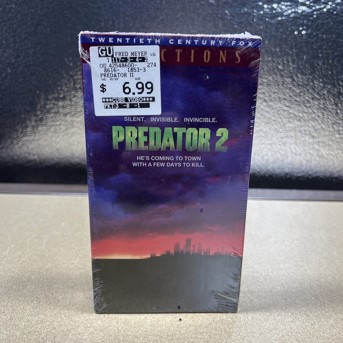 Predator 2 Vhs Predator 2 VHS, Deadly Silent Invisible And Invincible,