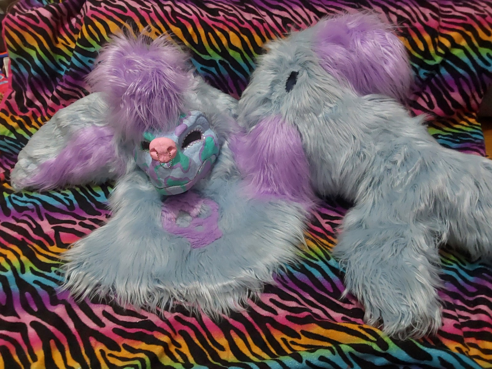 Furry Dino Maks, Manokit, Partial Head And Tail - Gem