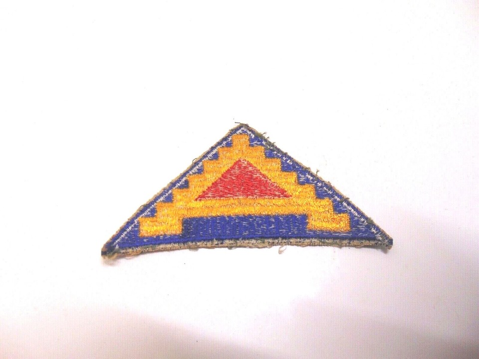 WWII U.S.7th Army Division Patch Triangle Blue Yellow Red | eBay