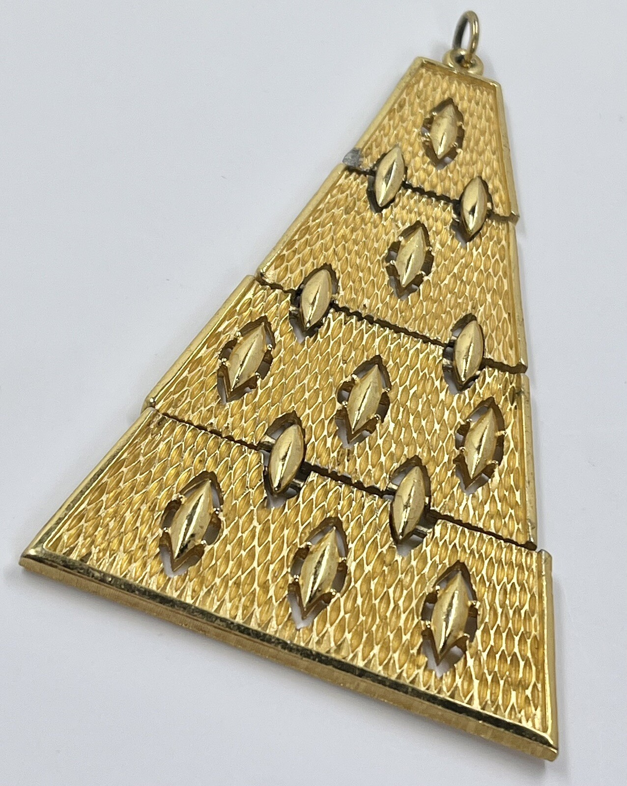 Crown Trifari Goldtone Triangle Pyramid Shape Large P… - Gem