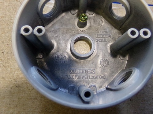 NEW Wet Location Outlet Box 262ML *FREE SHIPPING* | eBay