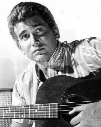 ACTOR MICHAEL LANDON - 8X10 PUBLICITY PHOTO (DA-674) | eBay