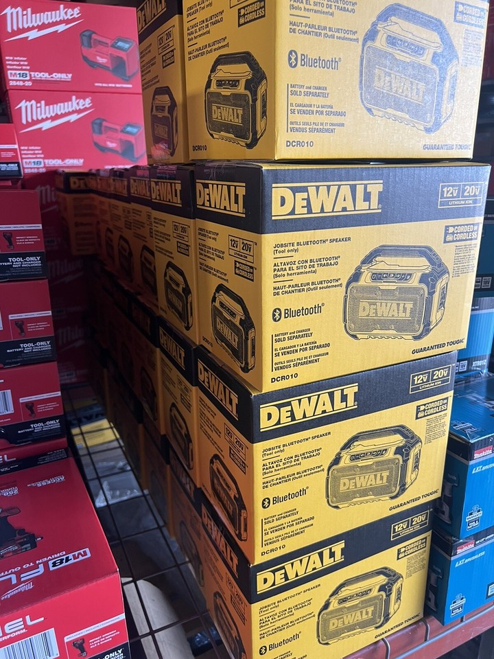 DEWALT DCR010 20-Volt Max Bluetooth Speaker 885911668408 | eBay