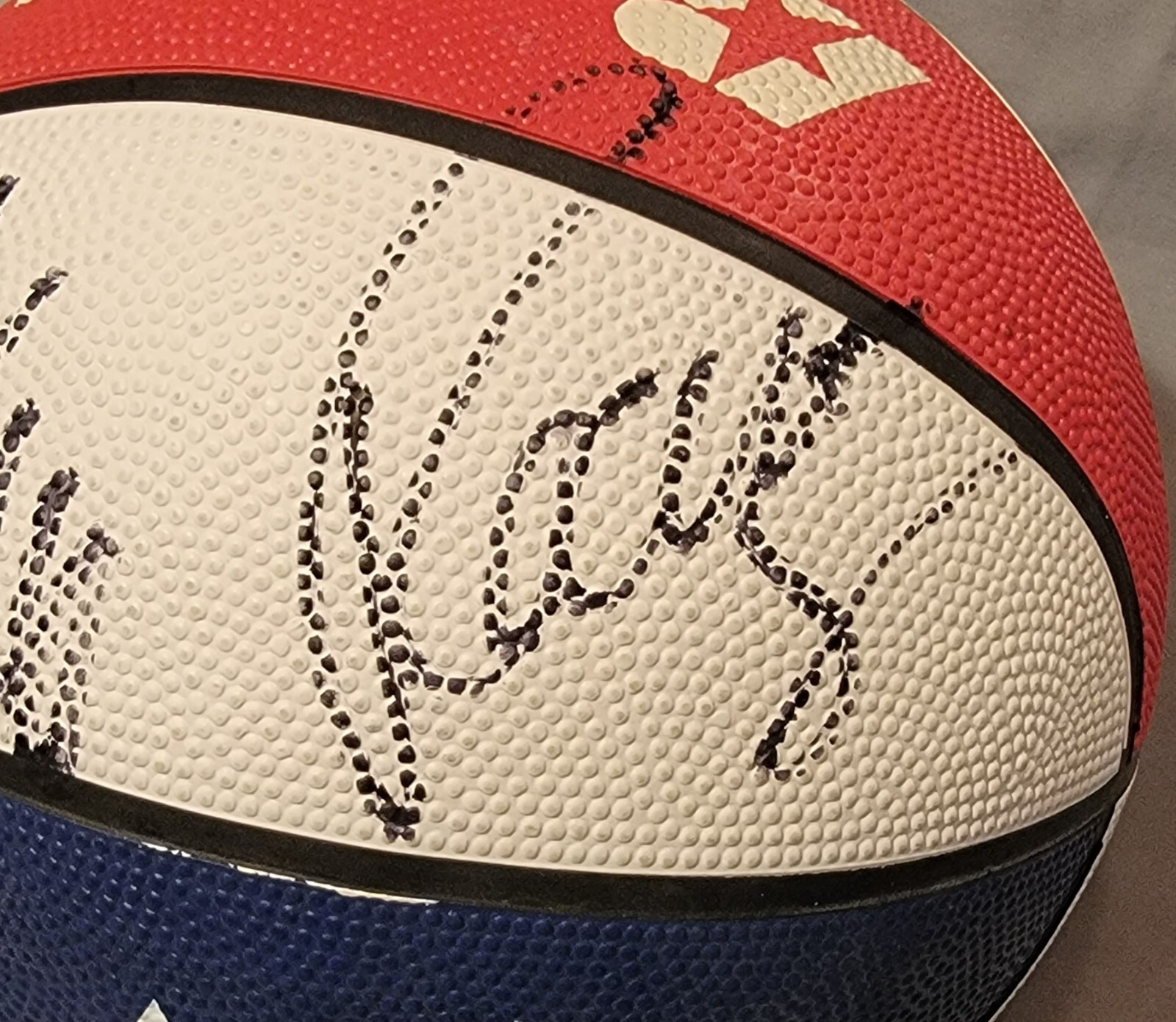 Autographed Harlem Globetrotters Basketball Hammer Cheese Slick Jet ...