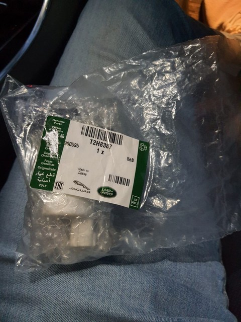 Genuine Jaguar Screenwash Pump XE 15 XF 16 T2H8387 for sale online | eBay