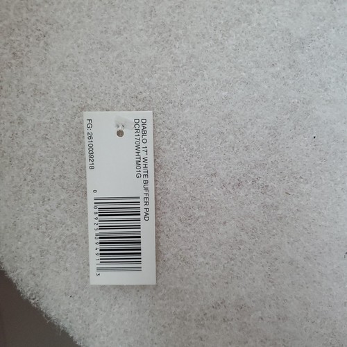 Freud-Diablo DCR2610039218 17" White & Red Buffer Pad Fiber Disc, 5/8 ...