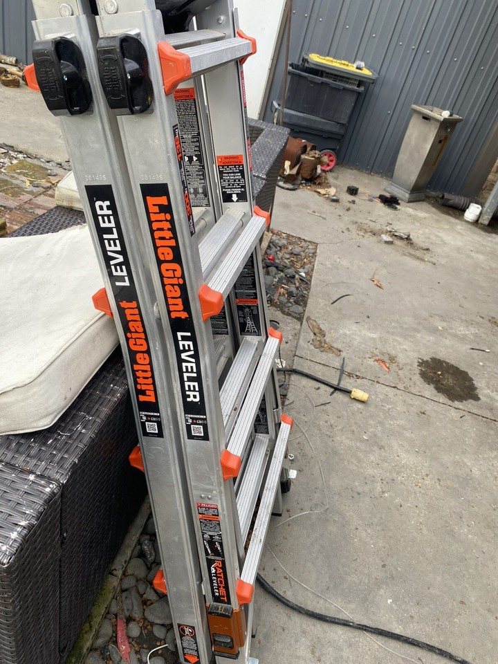 Epic Little Giant Ladder with Ratchet Levelers, Safety Rails 300lb ...