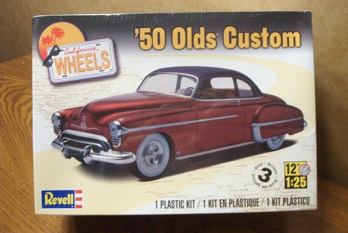 REVELL '50 OLDS CUSTOM PLASTIC MODEL KIT 1/25 SCALE 31445040221| eBay