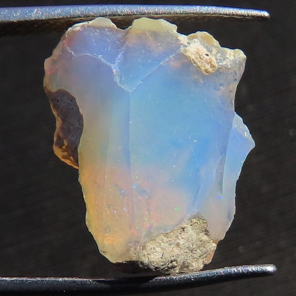 NATURAL PLAY OF COLOR ETHIOPIAN OPAL ROUGH GEMSTONE 7.30 Cts. (12x15x08 ...