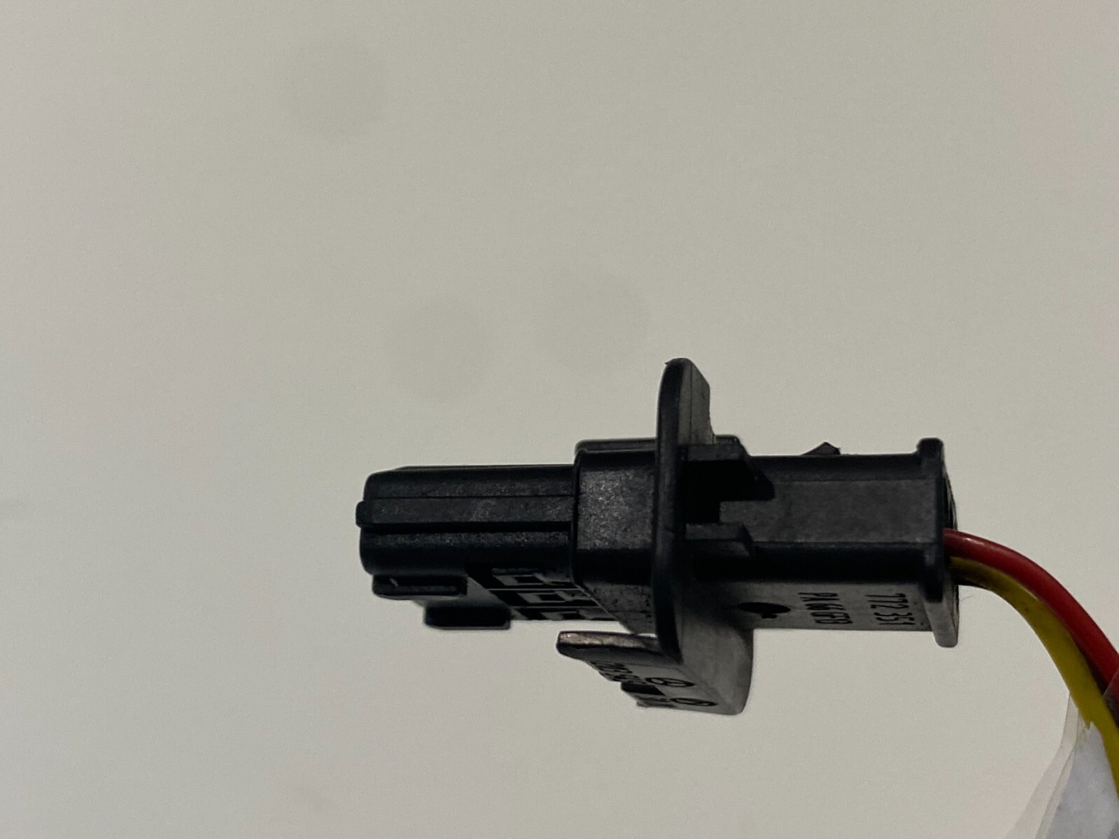 Genuine Mercedes-Benz Wiring Loom Harness Plug Connector A2035453028 3 ...
