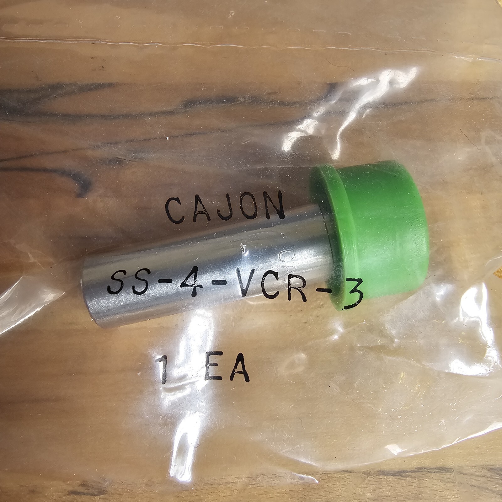 New Cajon Swagelok SS-4-VCR-3 316 Stainless Steel Socket Weld Gland 1/4 ...