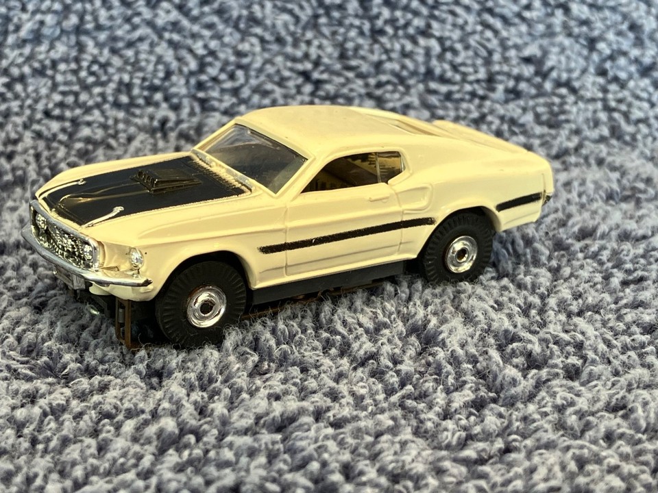 Aurora Tjet 69 MUSTANG MACH 1 - White HO Slot Car #1415 NO RESERVE | eBay