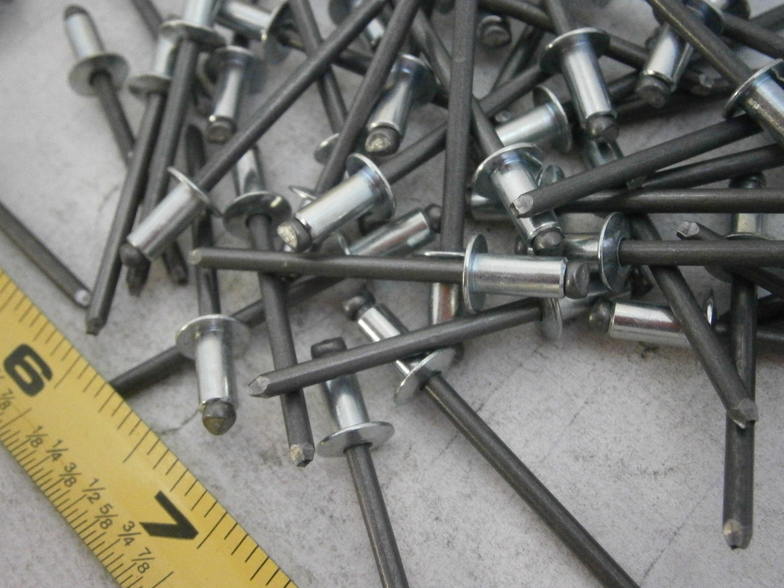 POP Rivet SD53BS Dome Head Rivets 5/32" OD x 425" Long Steel Lot of 90 ...