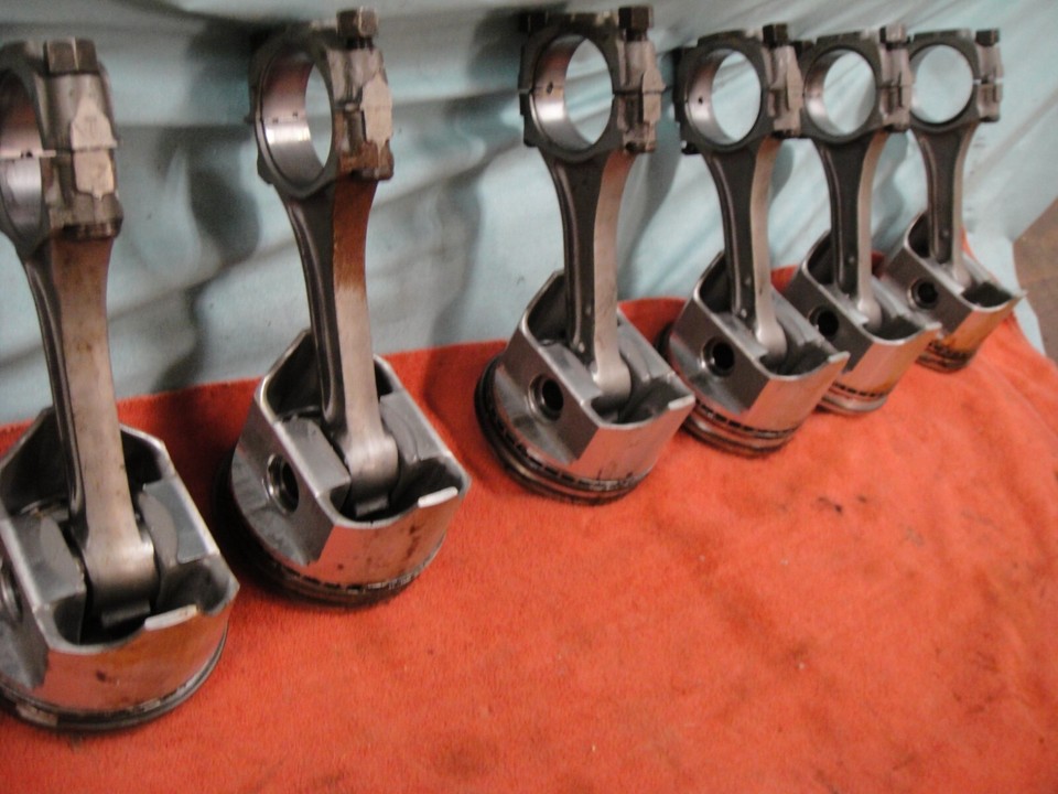 BBC 10.5:1 Pistons and Dimple Rods. Piston Part # L2240N 30over | eBay