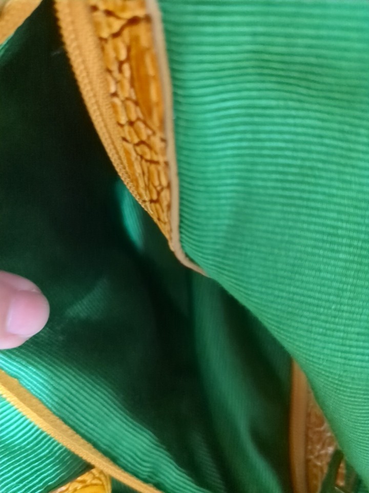 Jessica Simpson XL Tote Yellow Crocodile Pattern With Emerald Lining ...