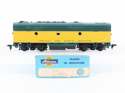 HO Scale Athearn 3032 CNW Chicago Northwestern F7B Diesel Loco #4072 ...