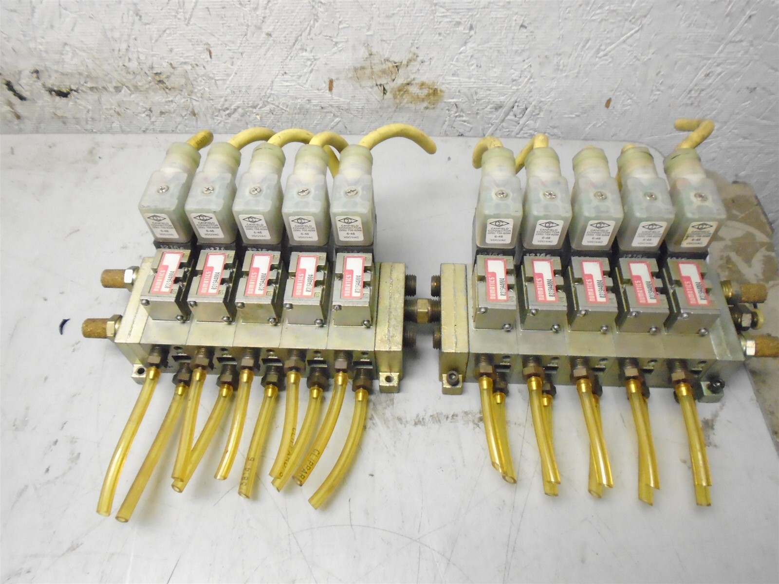 Numatics 10 Valve Bank- 10 Numatics 031SA4004 W/ 10 6-48V Canfield ...