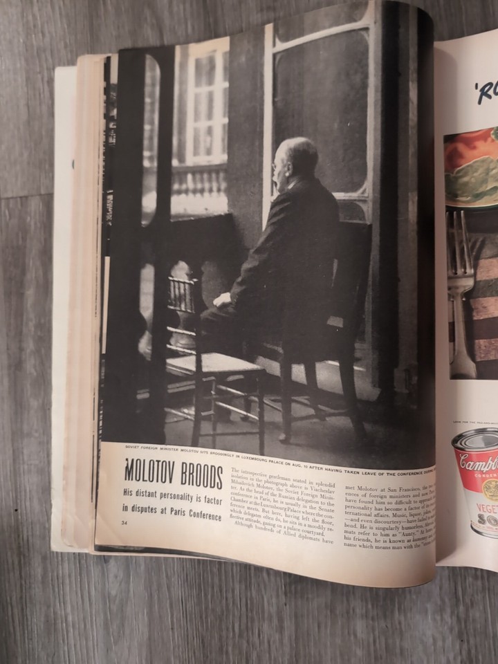 AUGUST 26 1946 LIFE MAGAZINE VINTAGE FASHION FALL COLLEGE MARY ...