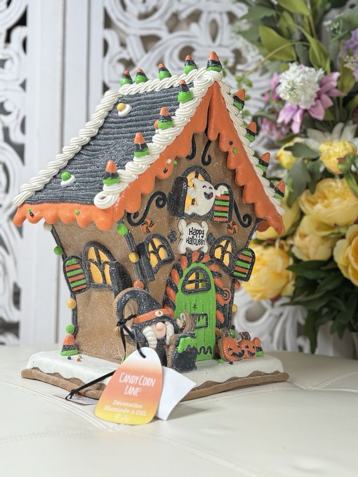 NEW Candy Corn Lane 14”Halloween Light Up Icing Gingerbread Haunted ...
