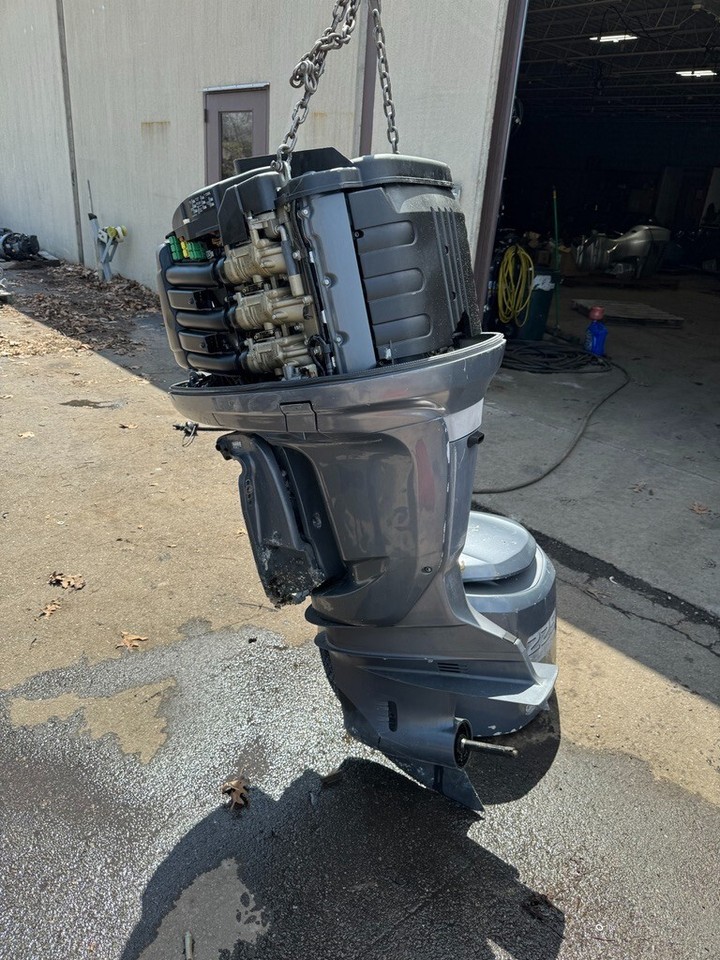2004 Yamaha 225 hp F225 4-Stroke 25" Outboard Boat Motor V6 Mechanic ...