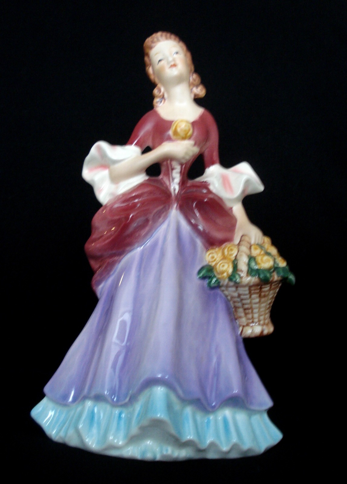 VTG GOEBEL LADY WITH FLOWER BASKET PORCELAIN FIGURINE # FF276 W ...