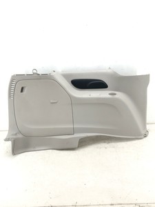 *LOCAL PICKUP ONLY* 2017-2020 CHRYSLER PACIFICA LEFT QUARTER PANEL TRIM ...