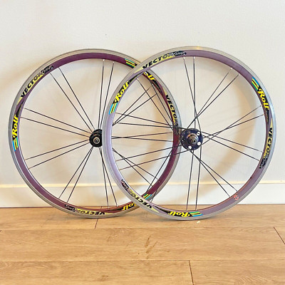 Wheels & Wheelsets - Rolf Vector - Nelo's Cycles