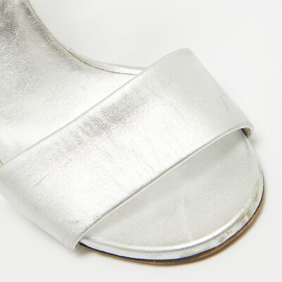 Gucci Silver Leather Crystal Embellished GG Logo Ankle Strap Gucci Silver Leather Crystal Embellished GG Logo Ankle Strap