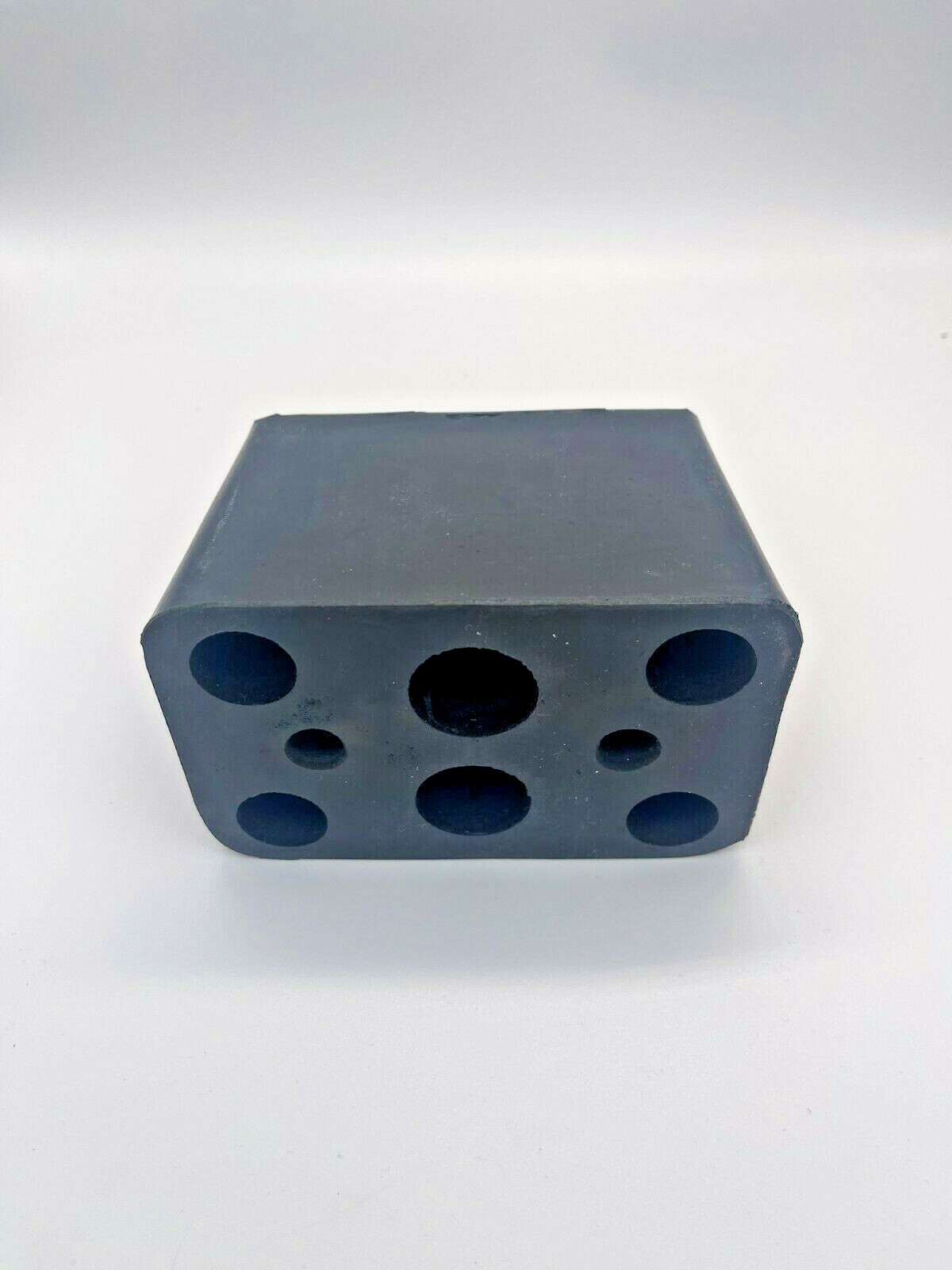 Pair HGV LGV Truck Artic Trailer Rubber Bump Stop Buffer 120mm x 85mm ...