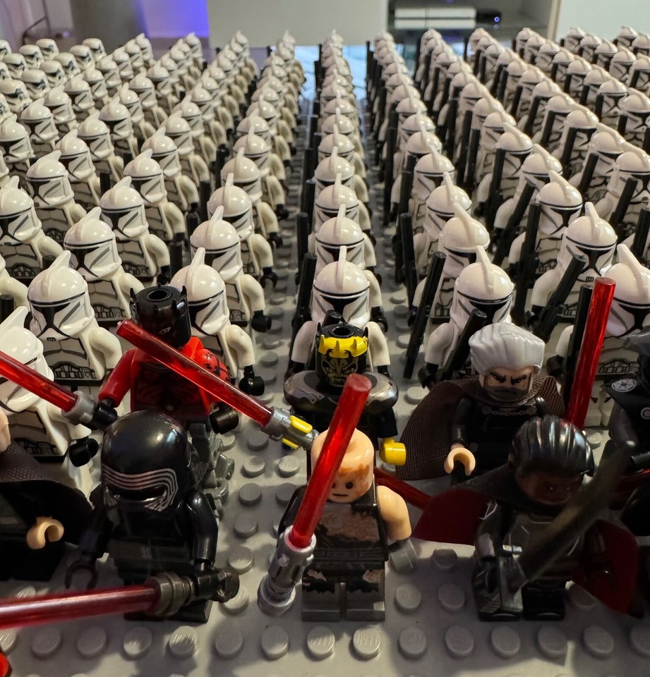 Clone & Stormtrooper Army, Jedi & Sith, 560 Minifigures total, NOT Real ...