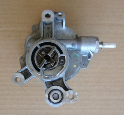 PEUGEOT 308 DIESEL ENGINE VACUUM BRAKE PUMP BOSCH | eBay