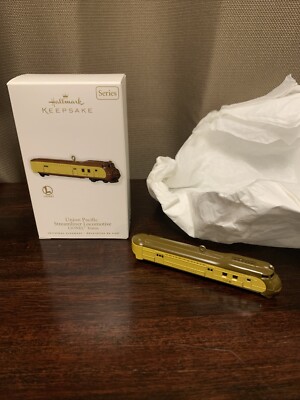 Hallmark Ornament Union Pacific Streamliner Locomotive #15 in Series ...