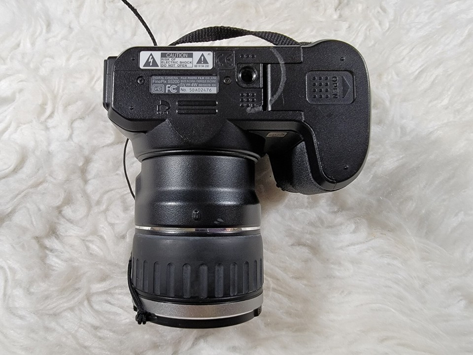 Fujifilm FinePix S Series S5200 5.1MP Digital Camera - Black ...
