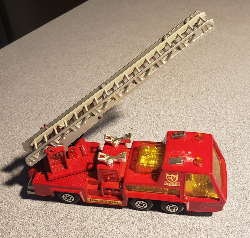 Matchbox Super Kings K-9 Fire Tender Denver Aerial Ladder Truck 1972 ...