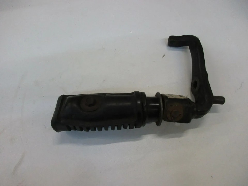 O2. Honda CB 400 N_T Fäßraste (1) anteriore destra Fässe Raste footrest ...