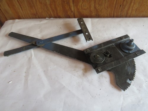 68 AMC RAMBLER ROGUE SCRAMBLER S/C MANUAL WINDOW REGULATOR DRIVER LEFT ...