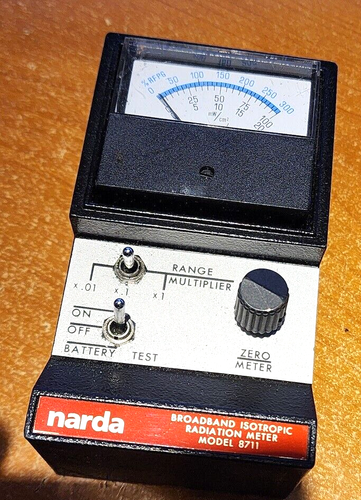 Narda 8711 Broadband Isotropic RF Radiation Meter No Probe | eBay