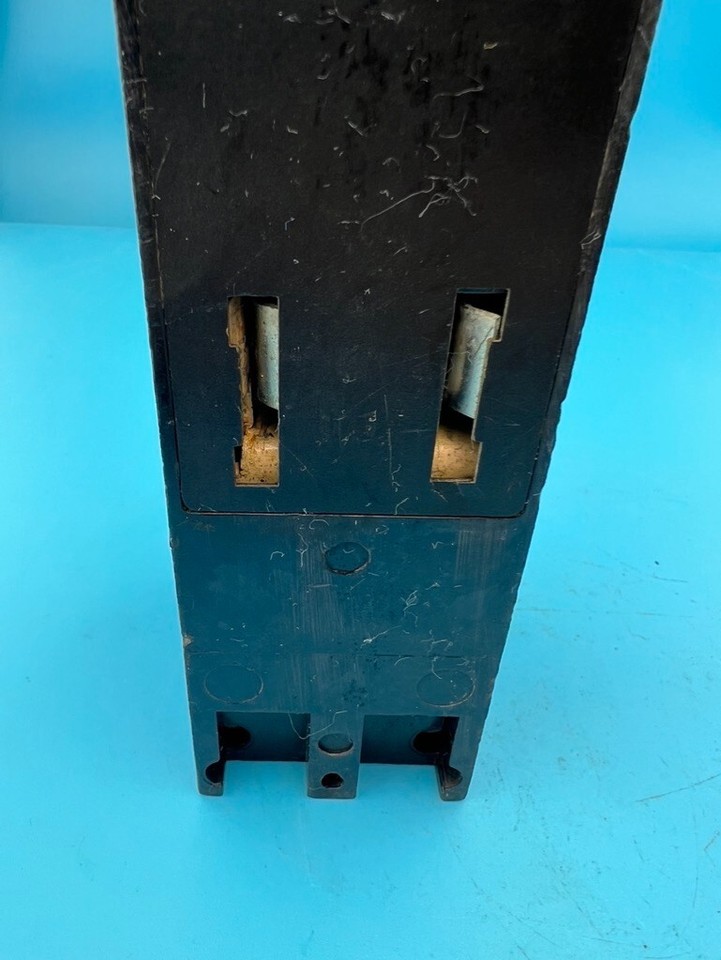 BJ2150 Bryant 150 Amp 2 Pole Type BJ Circuit Breaker Eaton 240V 2P 150A ...