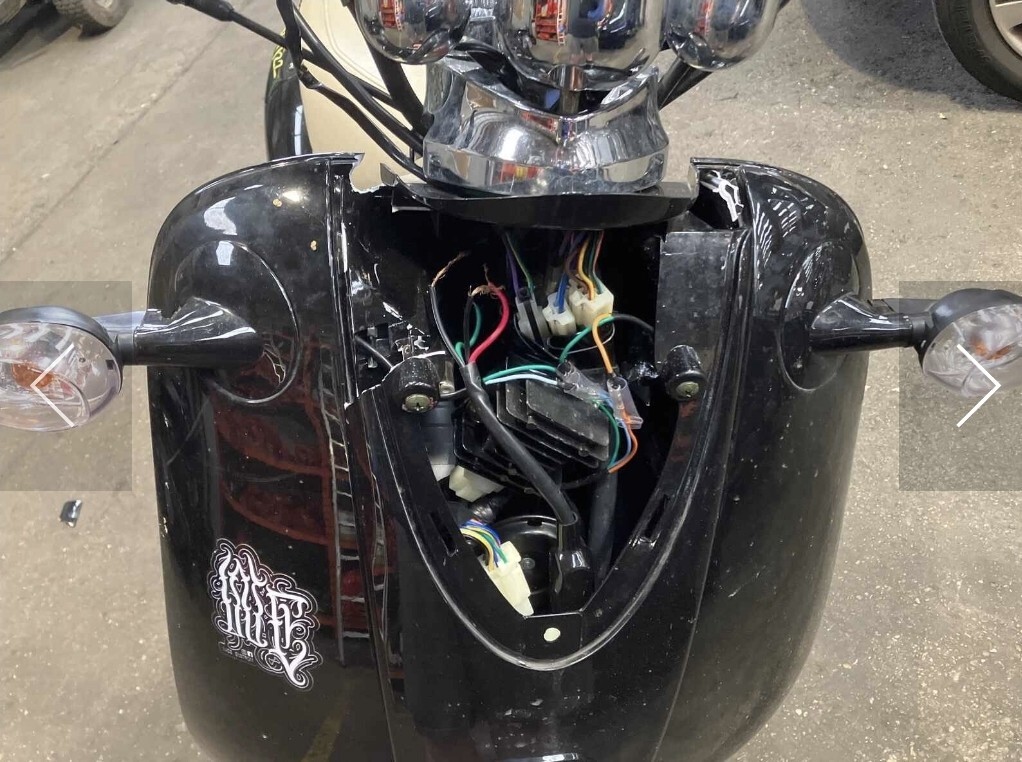 2020 DIRECT BIKES DB50 RETRO 50cc Moped Damaged, 2 Keys,Turns Over ...