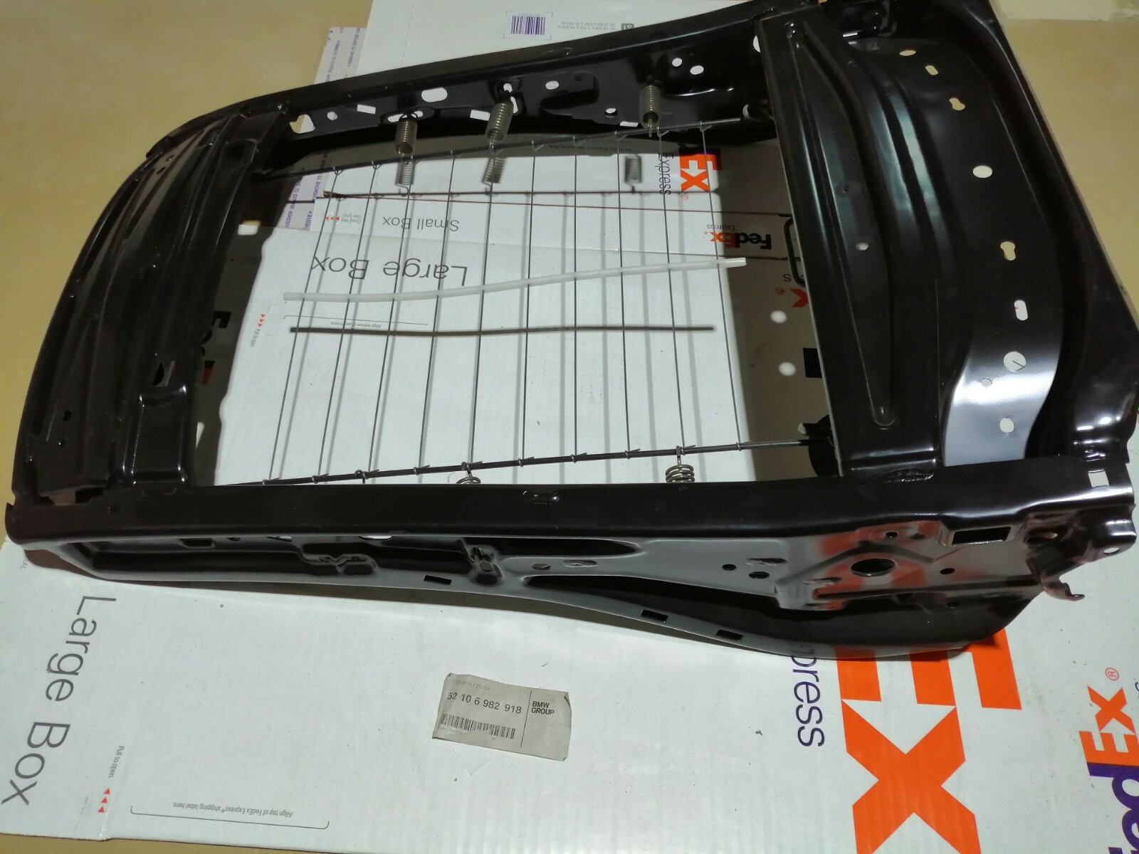 BMW 52106982918 Backrest frame E81 E82 E84 E87 E88 E90 E90 E91 E92 F25 ...