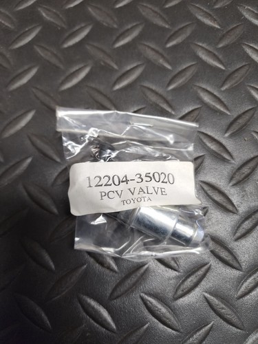 PCV Valve - #12204-35020 / 045-0245 - Fits Toyota 4Runner, Celica ...