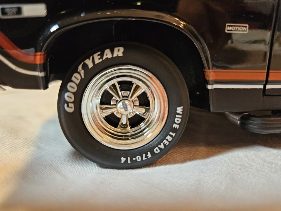 **Custom** ERTL 1968 Baldwin Motion Chevelle SS427 1:18 Scale Diecast ...