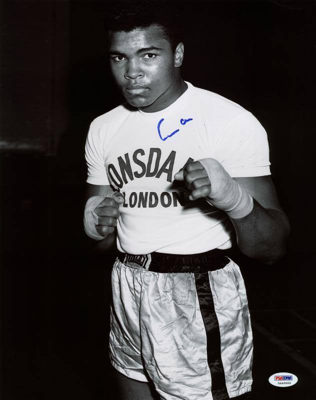 Muhammad Ali Autographed Memorabilia | Signed Photo, Jersey ...
