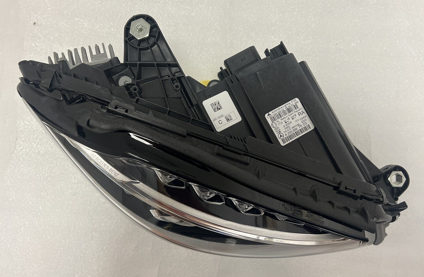 Genuine MERCEDES C Class W205 2014 OSF Driver Side LED Headlight ...