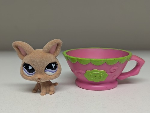 Littlest Pet Shop LPS #461 Fuzzy Flocked Chihuahua Purple Eyes Brown ...