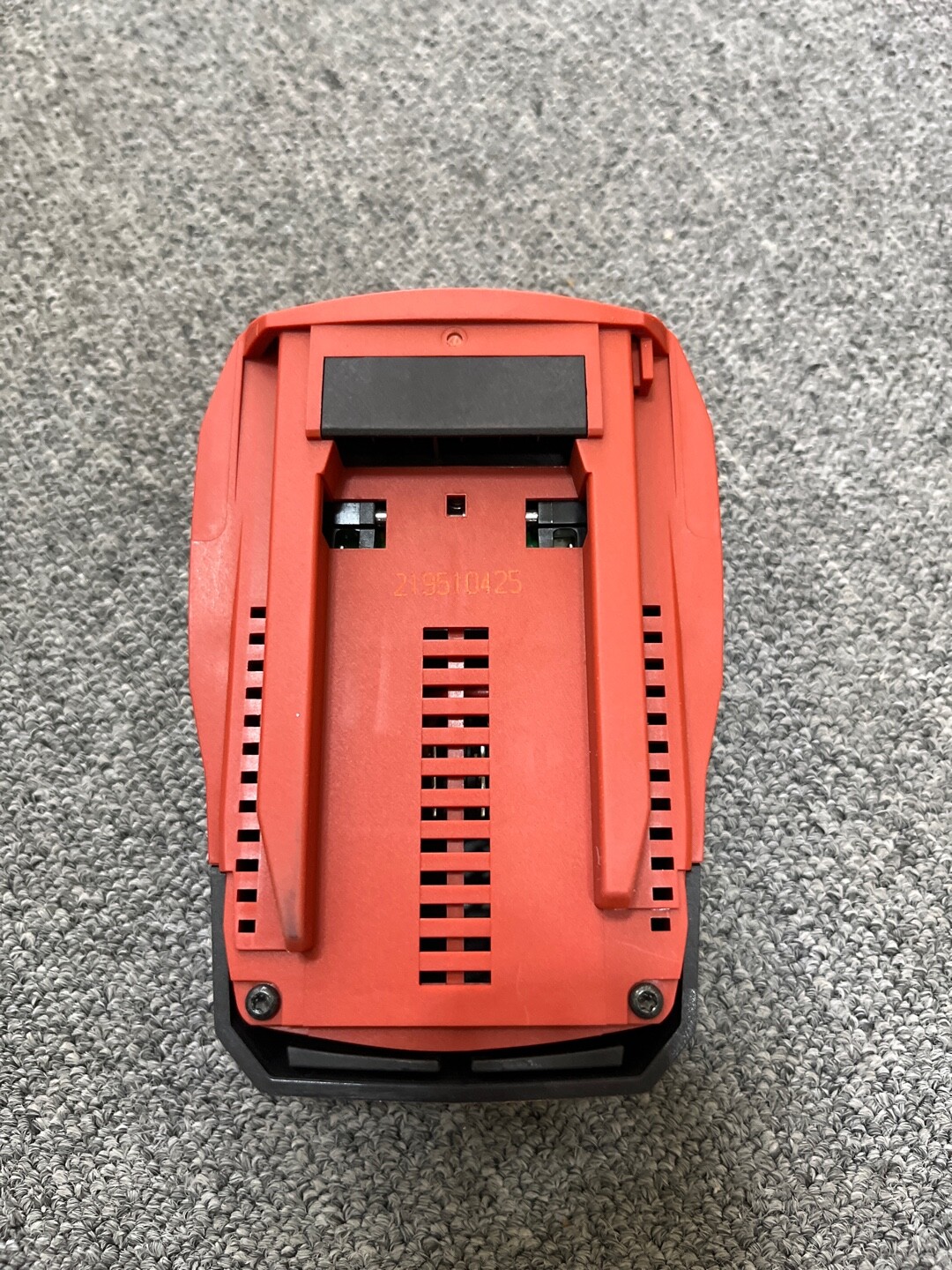 Hilti CA-B12 Charger Adapter for C4/36 & 12V Battery 180g 135x94x53mm ...