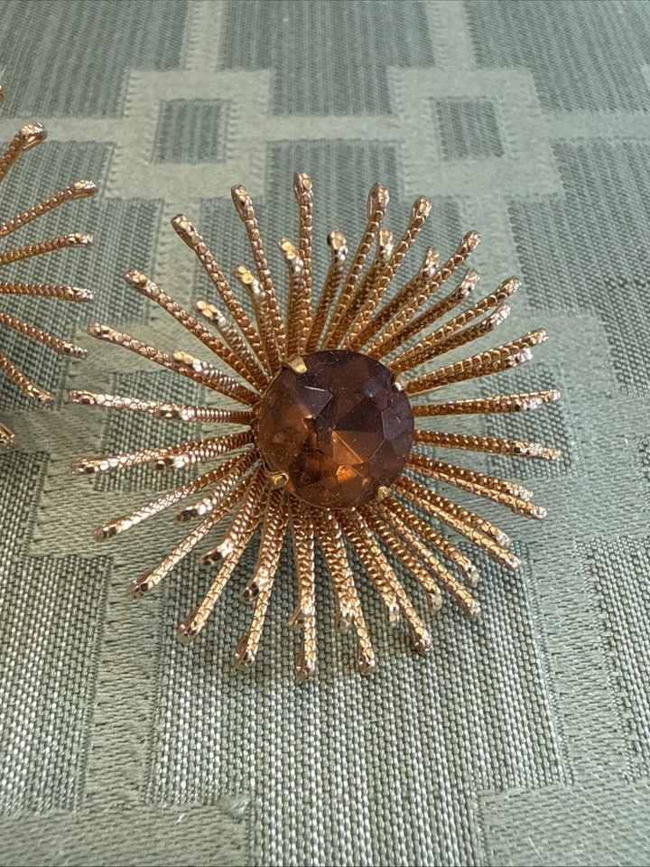 Vintage 1960’s Sarah Coventry Gold Tone BURST Amber Stone Clip Back ...